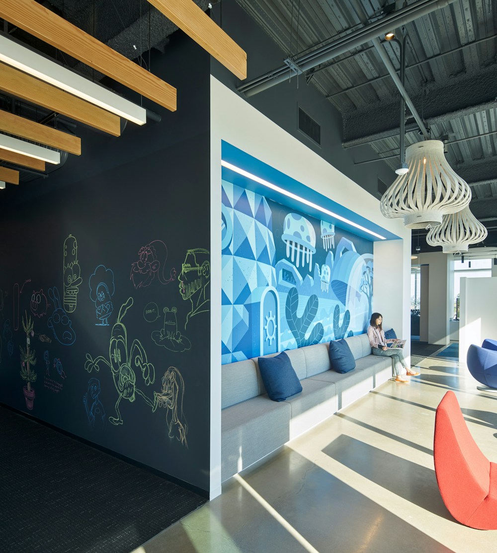Nickelodeon West Coast Headquarters Campus - Burbank, CA