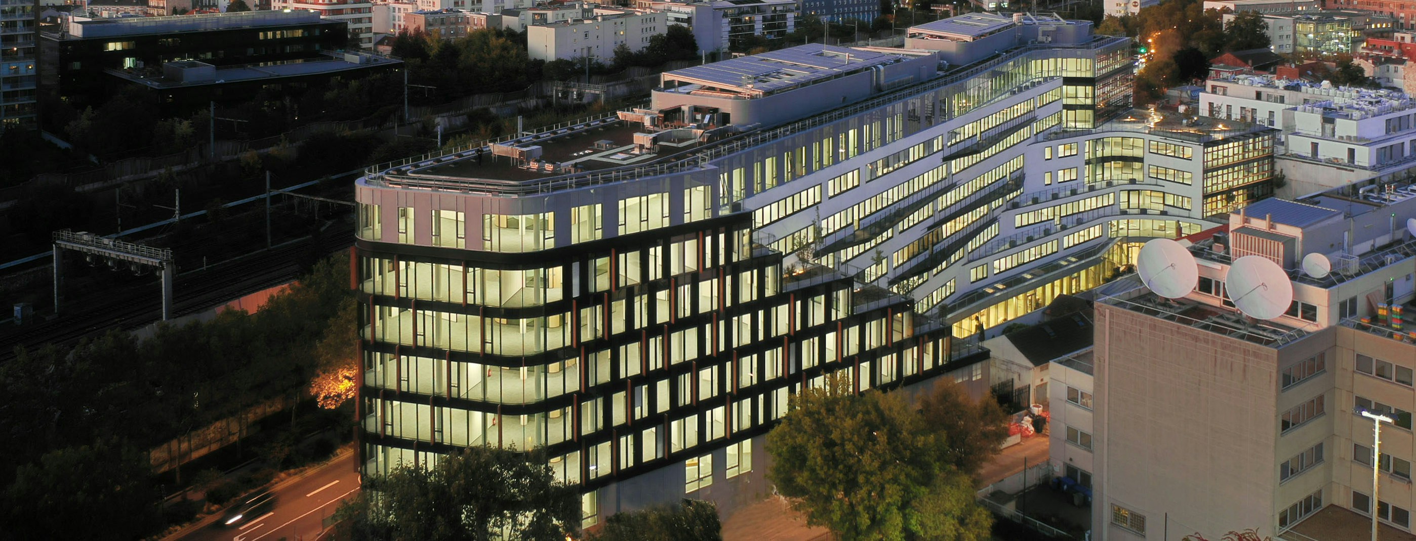 A new building for Safran in Malakoff | STUDIOS Architecture